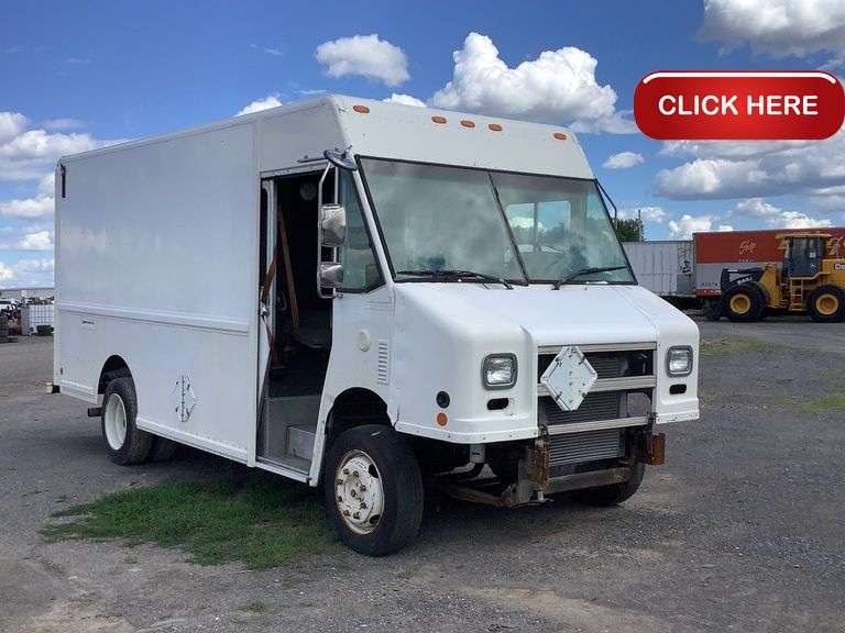 2002 Freightliner MT45 Chassis Utilimaster INOPERABLE Chassis - Rideau ...