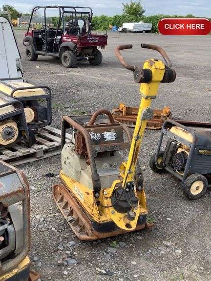 Wacker neuson plate compactor , diesel - Rideau Auctions