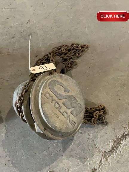 Cm cyclone chain hoist - Rideau Auctions