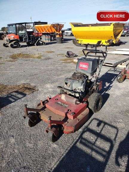 Toro commercial proline 32 gas mower - Rideau Auctions