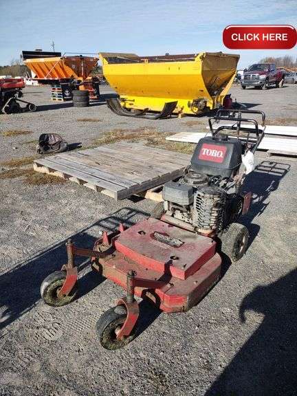 Toro commercial proline 32 gas mower - Rideau Auctions