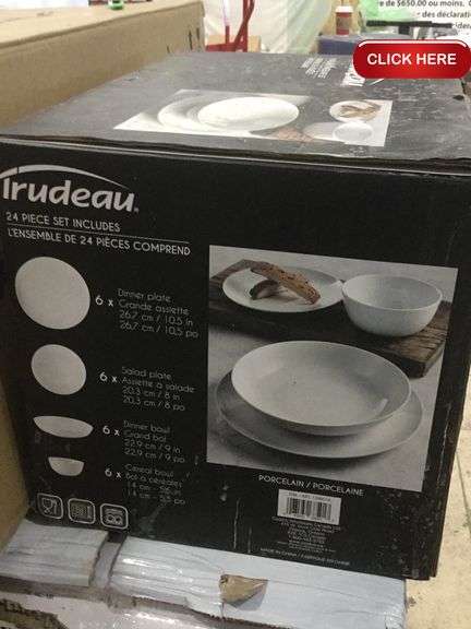 Trudeau porcelain dinnerware set 24 pc set - Rideau Auctions
