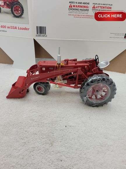 McCormick Farmall 400 tractor w/33A loader - Rideau Auctions