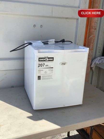 Energuide mini fridge , electric - Rideau Auctions