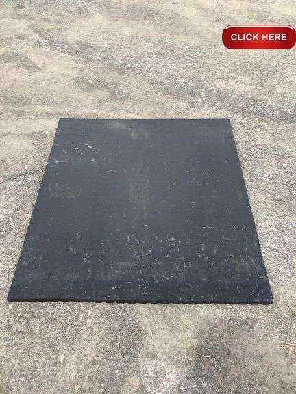 1- 3’x4’ rubber mat - Rideau Auctions