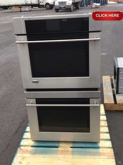 Monogram stove - Rideau Auctions