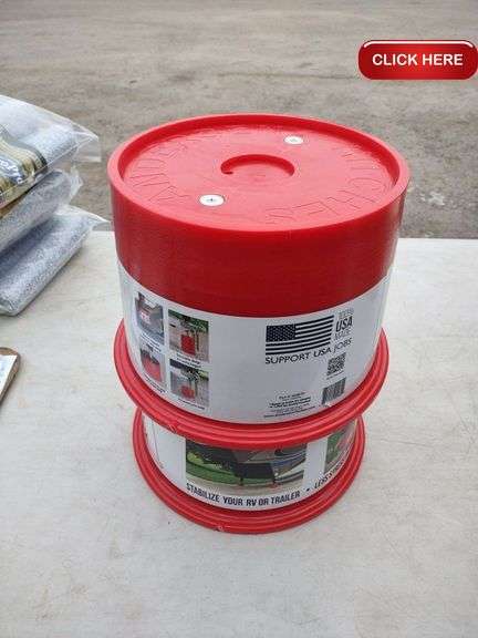 Anderson trailer jack blocks (2) - Rideau Auctions