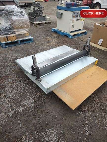 Highway handyman 48" squeeze roll - Rideau Auctions