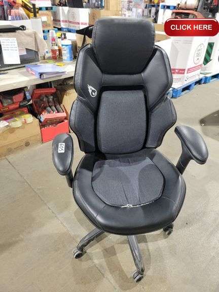 Gaming chair ripped - Rideau Auctions