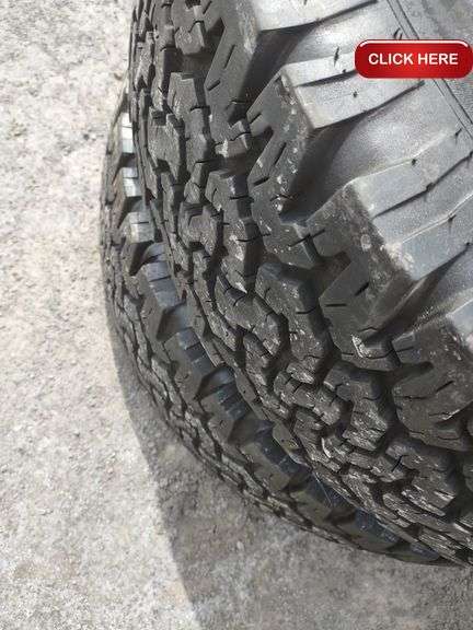 2- 245-75-17 tires - Rideau Auctions