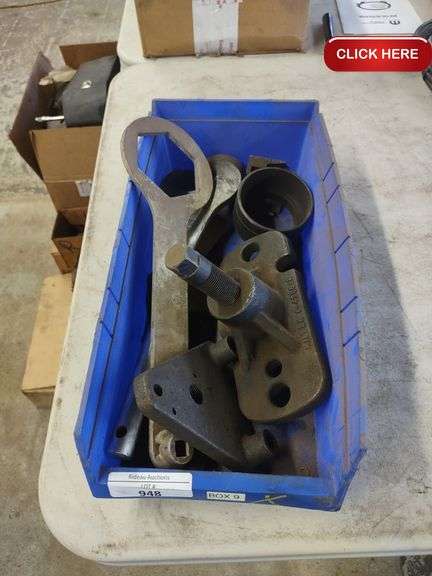 Miller tools, puller, wrenches - Rideau Auctions