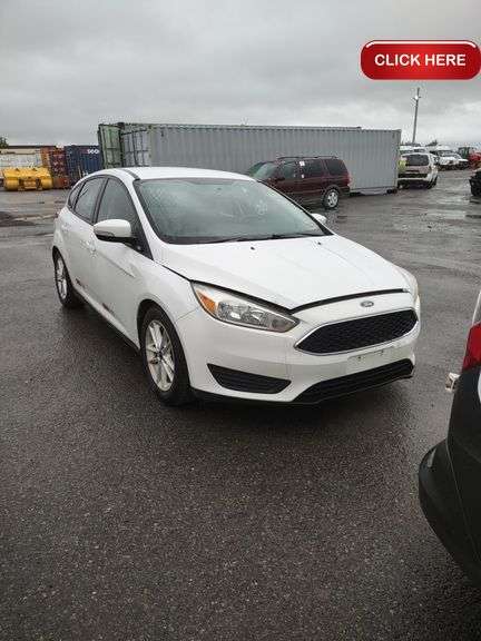 2016 Ford Focus SE Hatchback - Rideau Auctions
