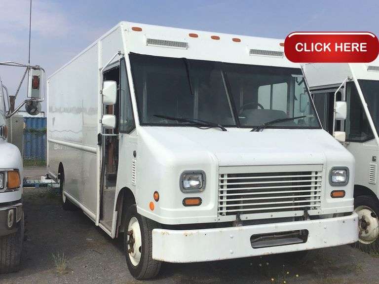 2010 Freightliner MT45 Chassis Box Chassis - Rideau Auctions