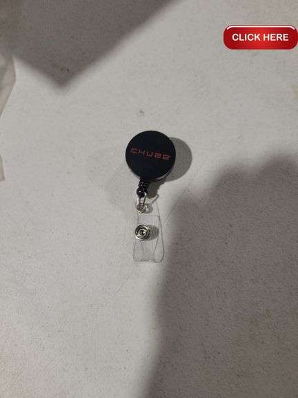 Box of chubb key chains - Rideau Auctions