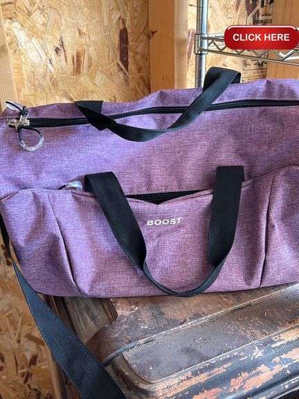 Boost duffle bag - Rideau Auctions