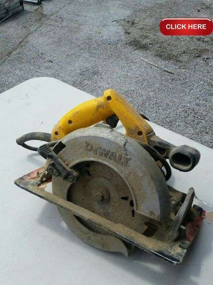 Dewalt skill saw - Rideau Auctions