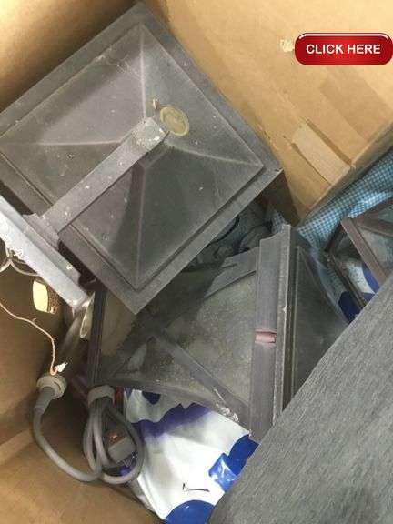 Mixed Skid Broken Damaged Missing Pieces Rideau Auctions