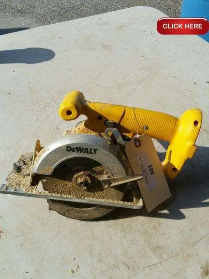 Dewalt 5 3/8" trim saw cordless no battery - Rideau Auctions
