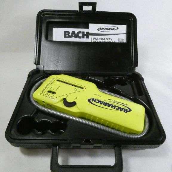 Bacharach Leakator Gas Detector with Carrying Case - Rio Grande Trade