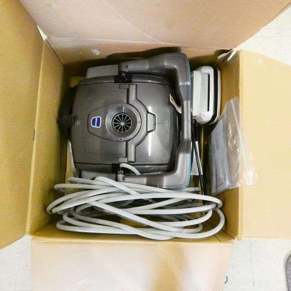 Polaris Neo Robotic Pool Cleaner Powers On Displays Error Message