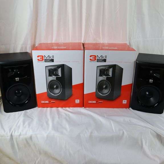 JBL Professional 306P MkII Next-Generation 6" 2-Way Powered Studio Monitor (306PMKII) (Pair ...