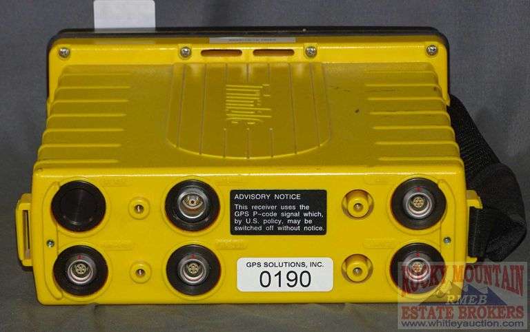 2 Trimble Navigation 4000SSi Geodetic Dual Frequency GPS Receivers. One ...