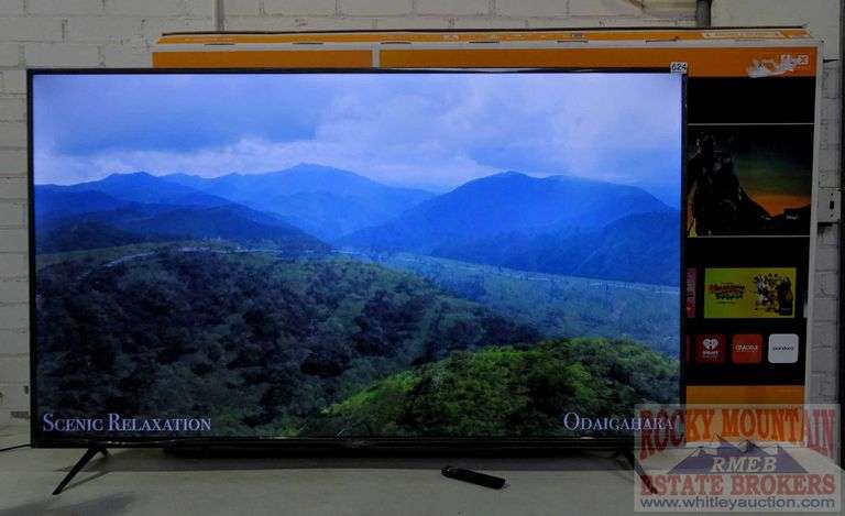 Like New Vizio 70" V-Series 4K HDR Smart TV with Remote & Original Box ...