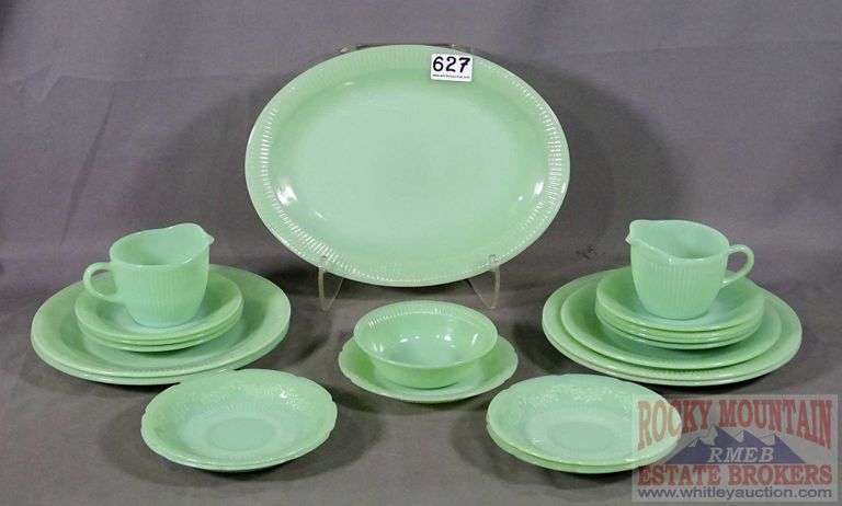 Nice Assortment of Vintage Jadeite Dishware Including plates, platter ...