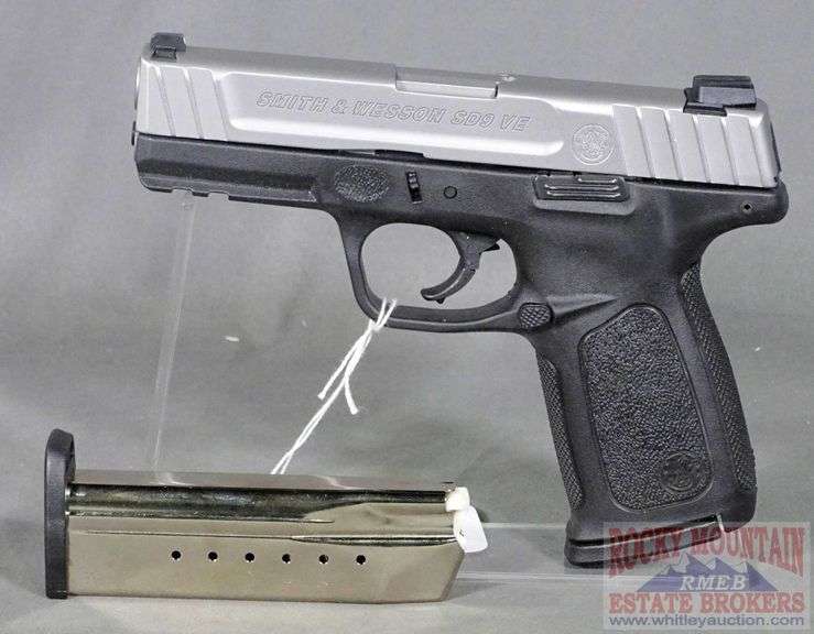 Brand new Smith & Wesson SD9VE 17-shot, 9mm semi-automatic pistol ...