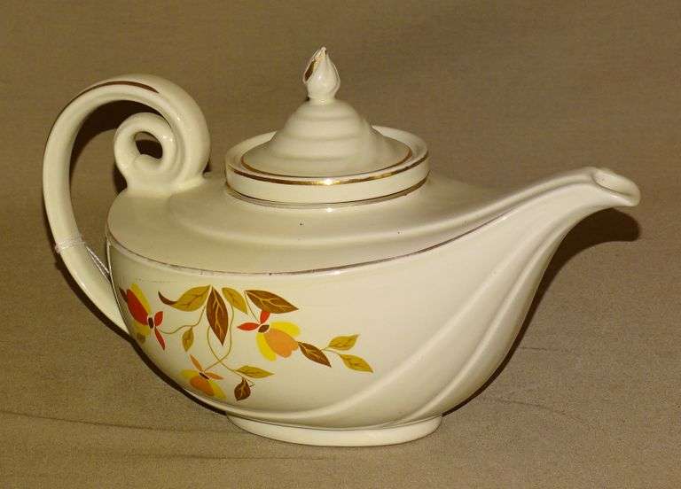 Vintage Hall "Jewel Tea" Aladdin Teapot. - Rocky Mountain Estate ...