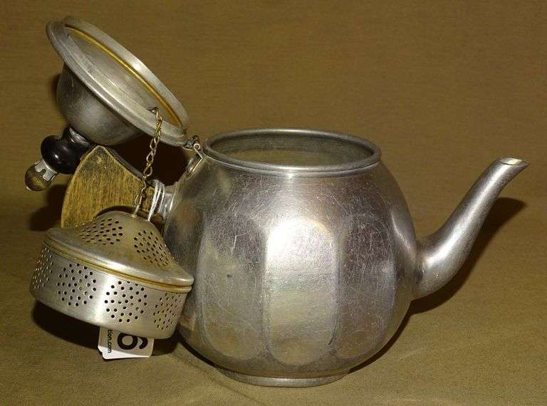 Vintage Viko Aluminum & Britdis Teapots. - Rocky Mountain Estate ...