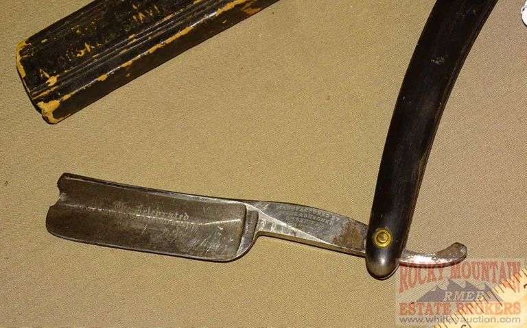 Vintage Wade & Butcher Straight Razor W/ Box. - Rocky Mountain Estate ...