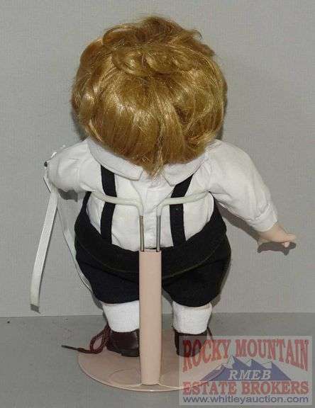 Limited Edition "Dolly Dingle Boy" Porcelain Boy Doll 466/1000. 10 ...