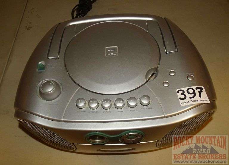 Trutech AM/FM/CD/Cassette Portable Boom Box. This is a nice small size ...