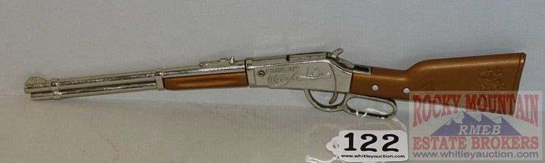 Very Cool Vintage 11" Lever Action "Cowboy" Toy Rifle. The lever ...