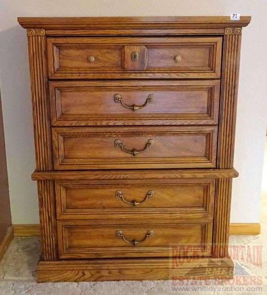 Beautiful Lea Oak 5-drawer chest of drawers with raised panels, carved ...