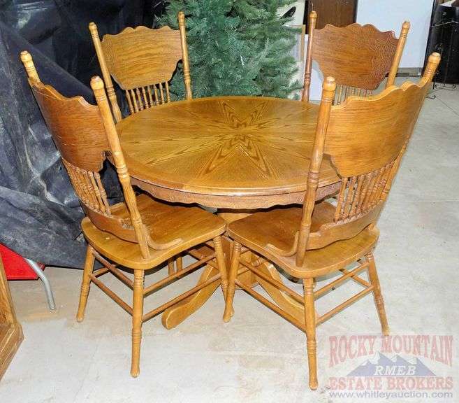 42" Round oak Single pedestal dining table with 4 double pressed back chairs. - Rocky Mountain ...