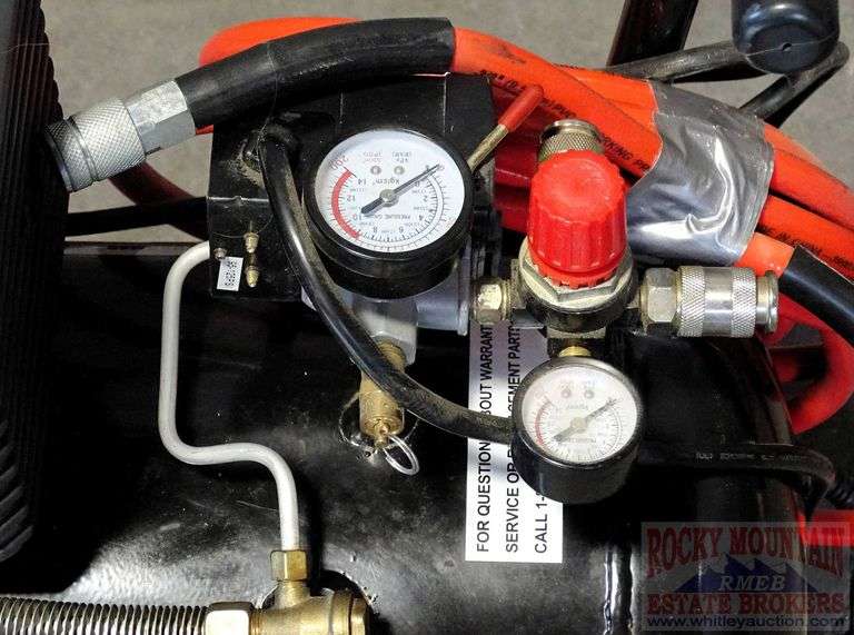 JobSmart 10 gallon, 125 PSI air compressor with air hose. - Rocky ...