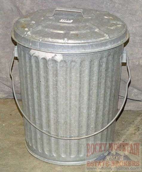 Small galvanized trash can with lid, 24" high. - Rocky Mountain Estate ...