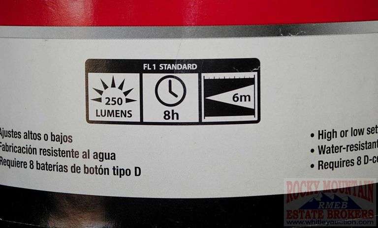 Utilitech 250 lumen, battery operated camping lantern. 15" high ...