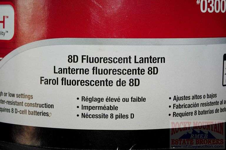 Utilitech 250 lumen, battery operated camping lantern. 15" high ...