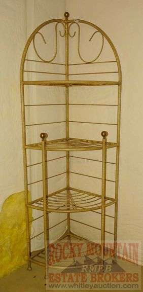 Nice 1-piece corner bakers rack. This is a high-quality heavy baker's ...