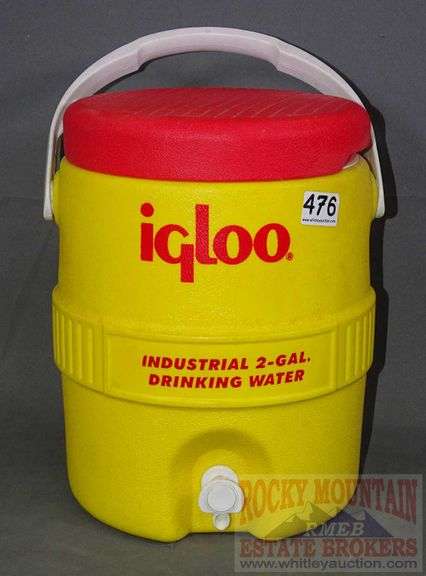 Igloo 2-gallon insulated drink dispenser. - Rocky Mountain Estate ...