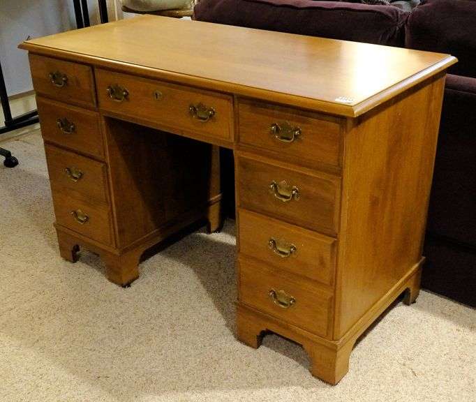Vintage Sprague & Carleton solid maple knee hole desk, 31"X46"X22 ...