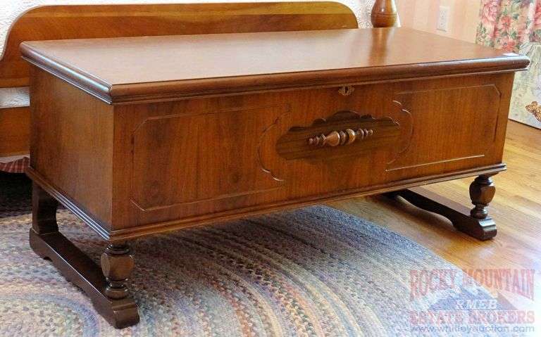 Beautiful vintage Lane cedar chest with legs and carved detail. - Rocky ...