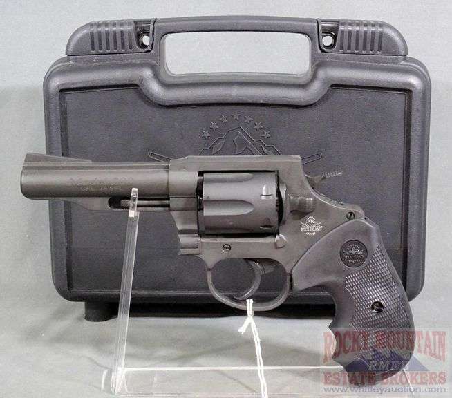 New Armscor M200 6-Shot .38 Sp. 4" Revolver. - Rocky Mountain Estate ...