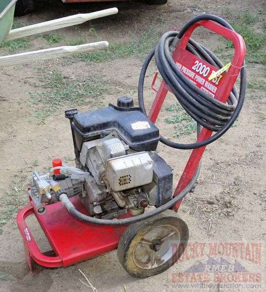 2000 psi gas powered pressure washer with Tecumseh 5.0 Enduro engine ...
