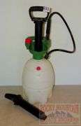 Green Thumb 2 gallon garden sprayer. - Rocky Mountain Estate Brokers Inc.