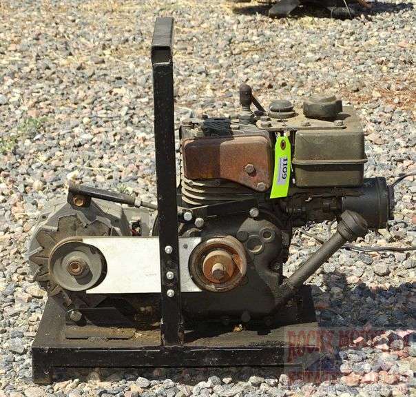 3HP gas engine w/ alternator. Portable gas powered battery charger ...
