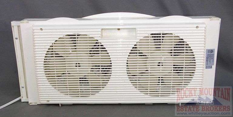 Utilitech double window fan. 10.5"X24". This has pull-out extensions to ...